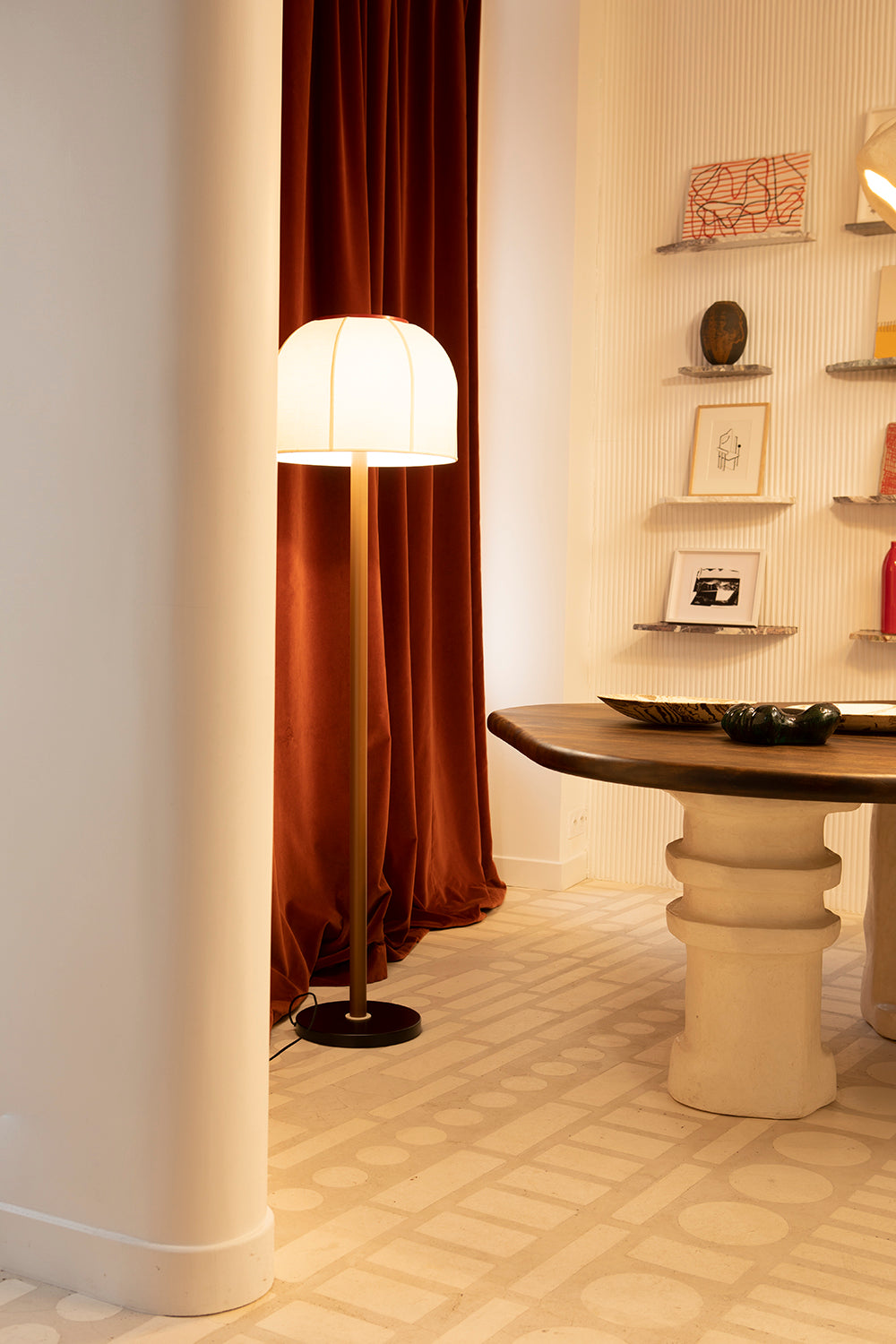 Big Bell Floor Lamp - Brown Nutmeg – GOODMOODS GALERIE